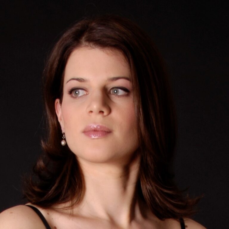 Janina Müller - Avigdor Classics